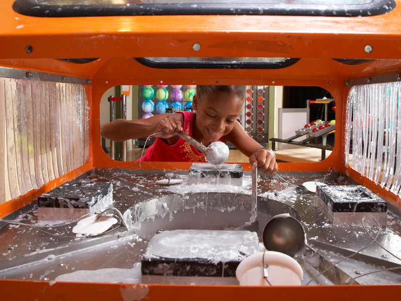 How People Make Things - DuPage Children's Museum