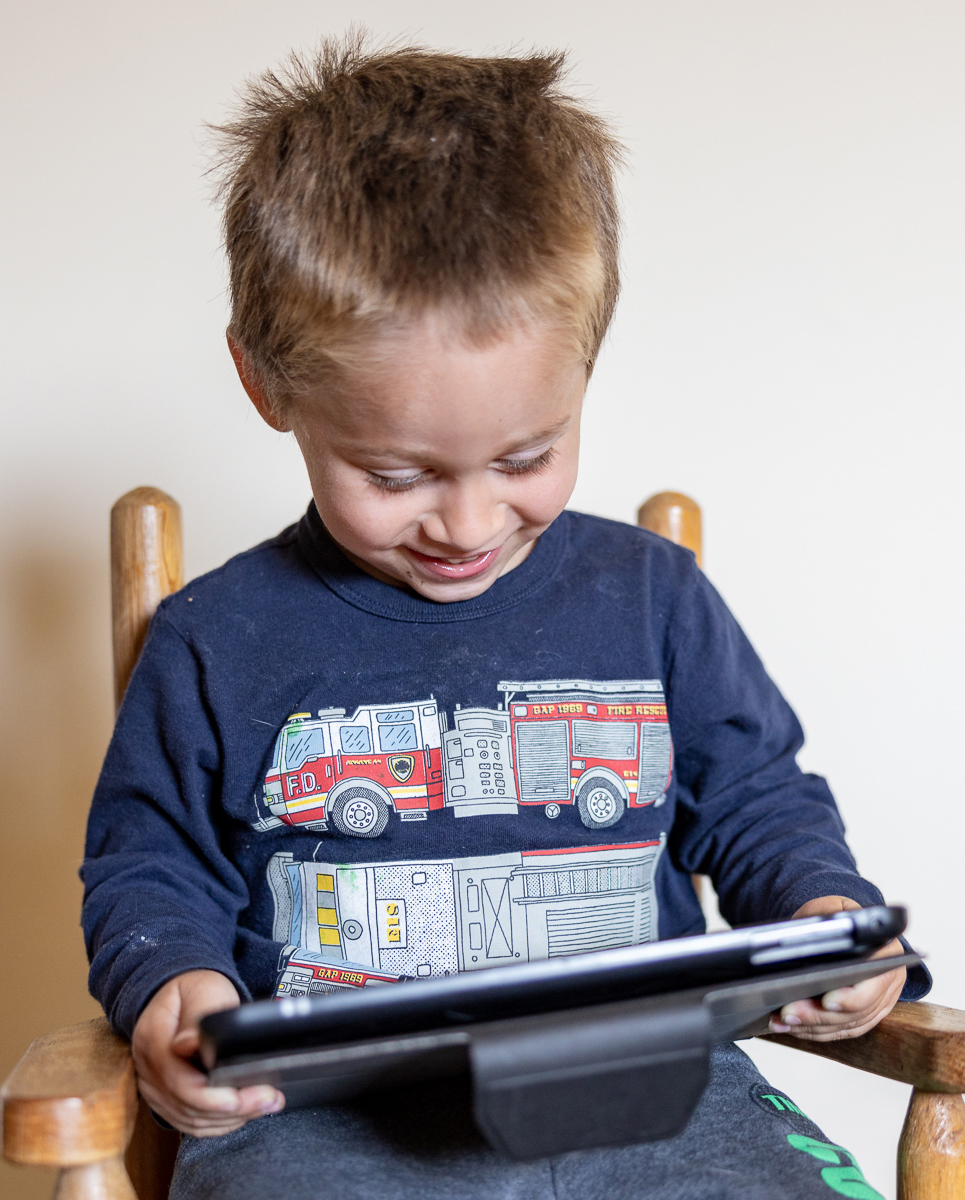 Let’s Talk About Screen Time And... - DuPage Children's Museum